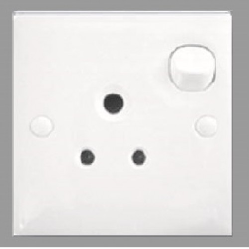 X05-1050 - X5 5A S/Socket Outlet - Green Meadows